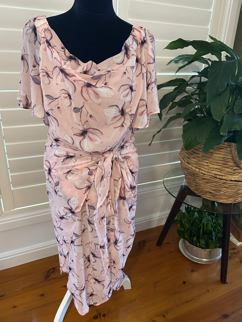 SHOWPO dress size 18 – lnc